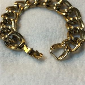 Avon | Jewelry | Vintage Avon Gold Tone Chain Bracelet | Poshmark